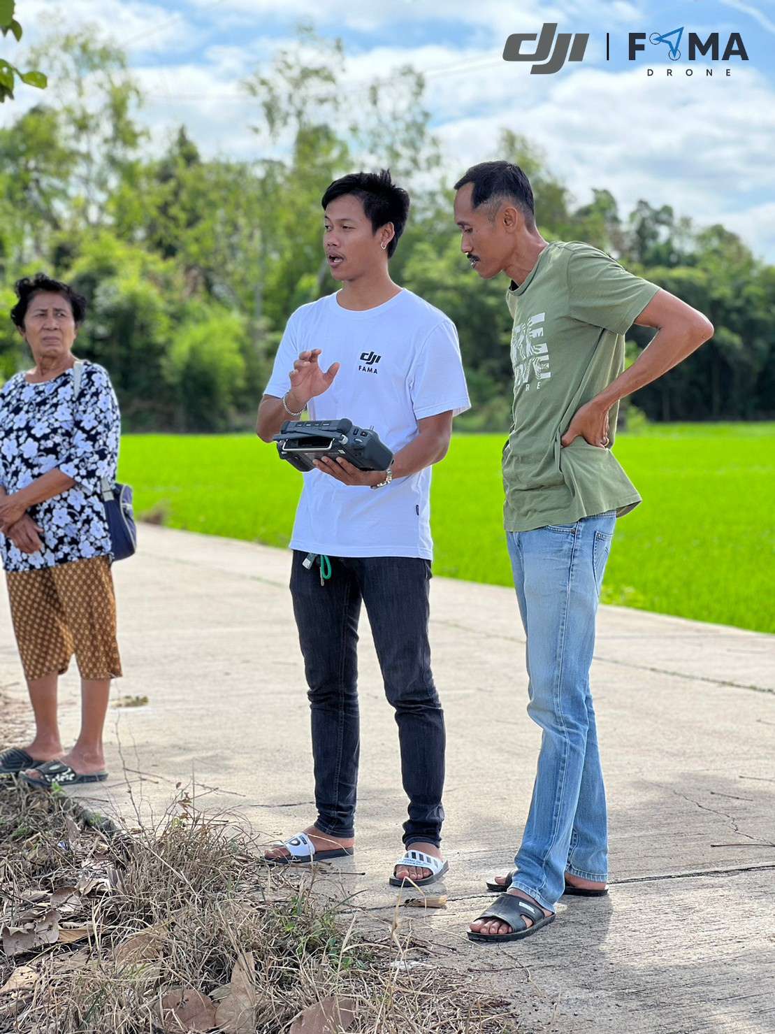 โดรนเกษตร DJI AGRAS T40 ขนาด 40 ลิตร - FamaDrone ราคาพิเศษ*